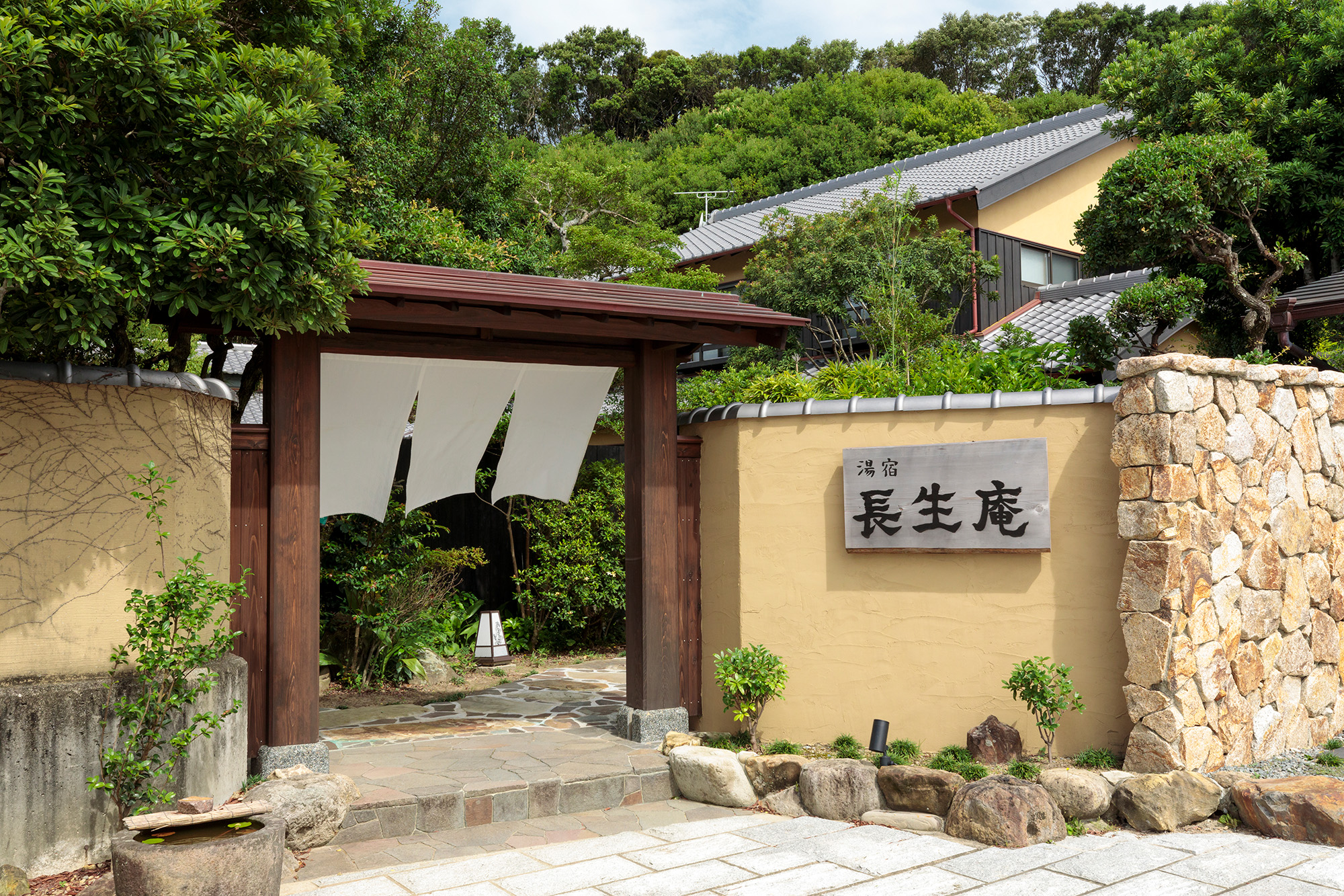 源泉かけ流し湯宿 長生庵 | 南紀白浜旅先納税 Yanico（ヤニコ）/ 和歌山県白浜町